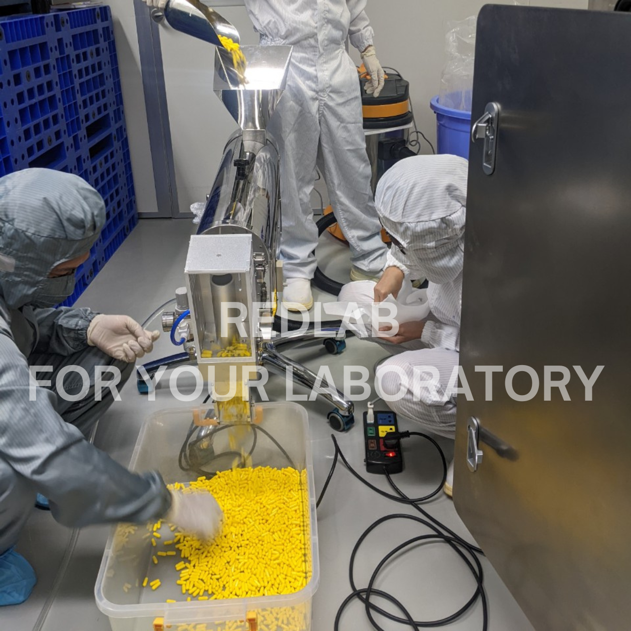 REDLAB HOÀN TẤT BÀN GIAO MÁY ĐÁNH BÓNG VIÊN NANG